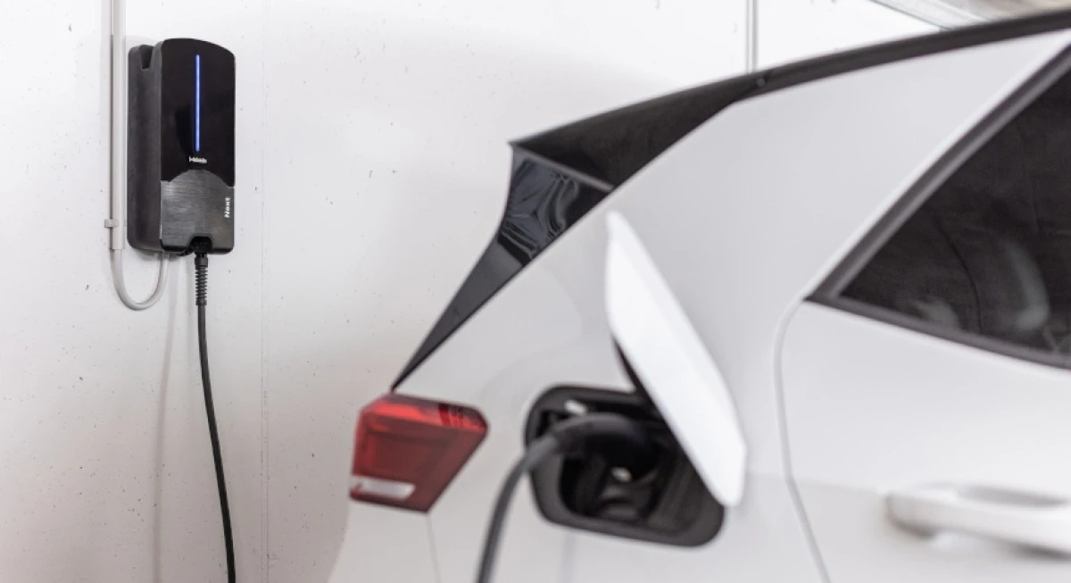 EVSE Wallbox Stacja ładowania samochodów Webasto Next (11kW Typu2 7m ...