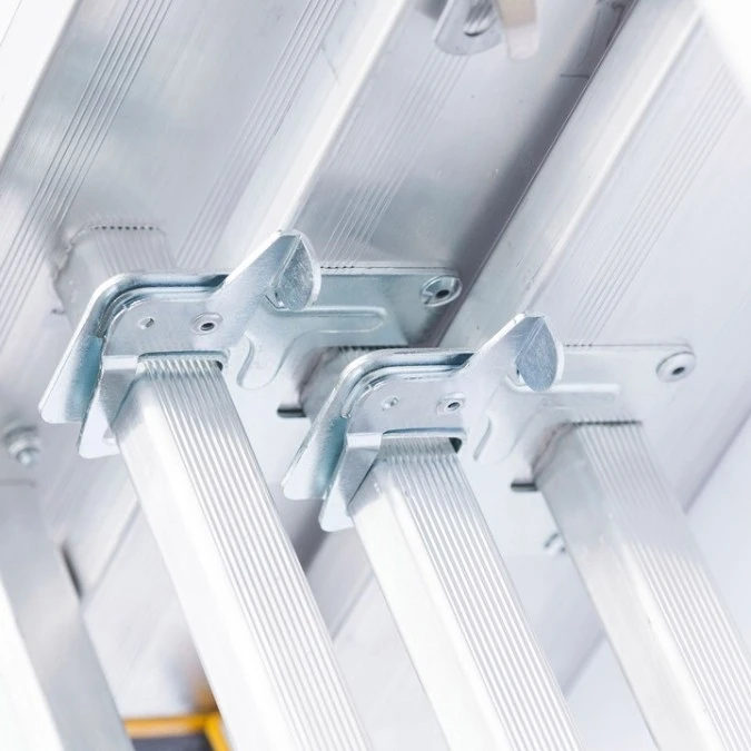 Drabina profesjonalna FORTE ALVE 3x14 szczebli 8614 – ALVE | TIM SA