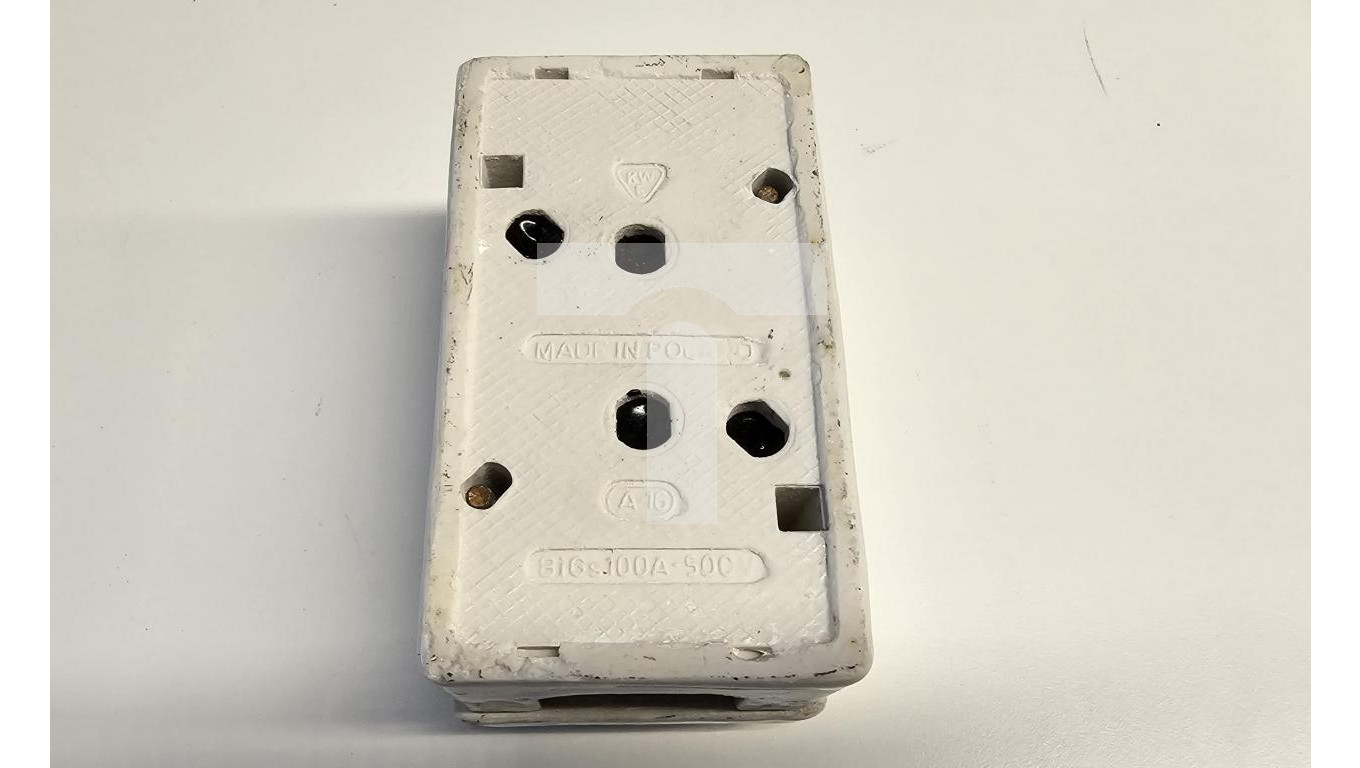 Gniazdo 100A GSOP 660A – ELPOR MYSŁOWICE | TIM SA