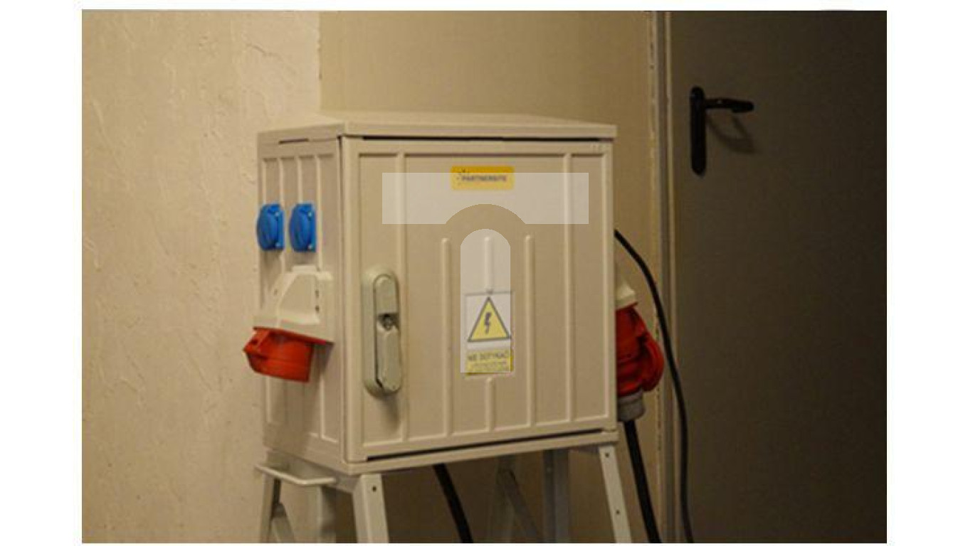 Rozdzielnica budowlana ERB40A1L na stojaku, IP54, gniazda: 1x CEE 32A ...