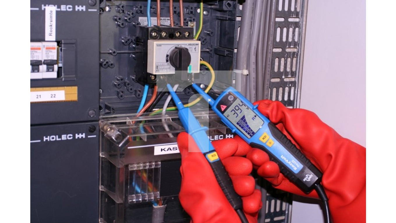 Tester elektryka 1500VDC Eazy Volt PRO LCD – WABTEC | TIM SA